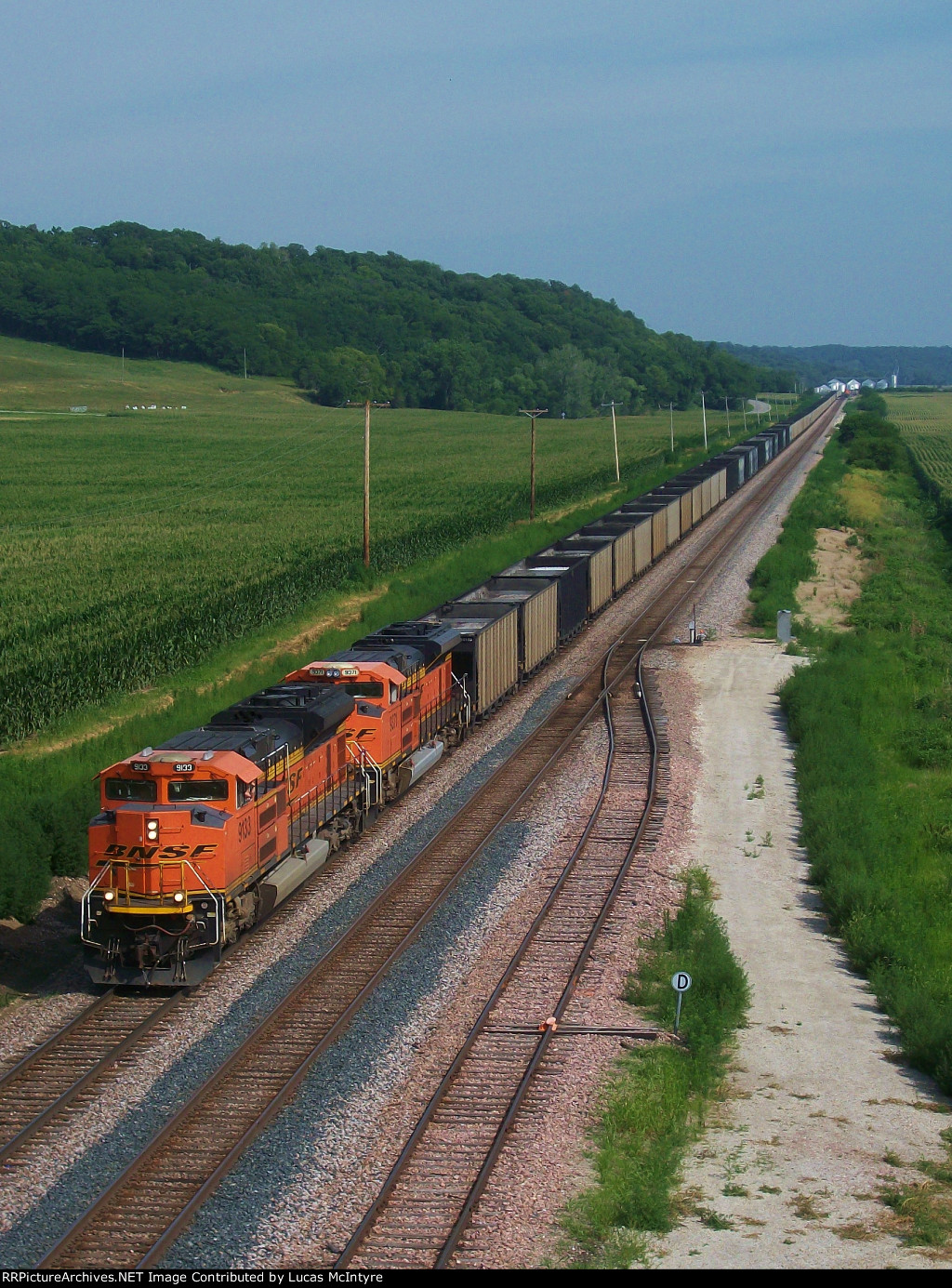 BNSF 9133 westbound BNSF empty coal train